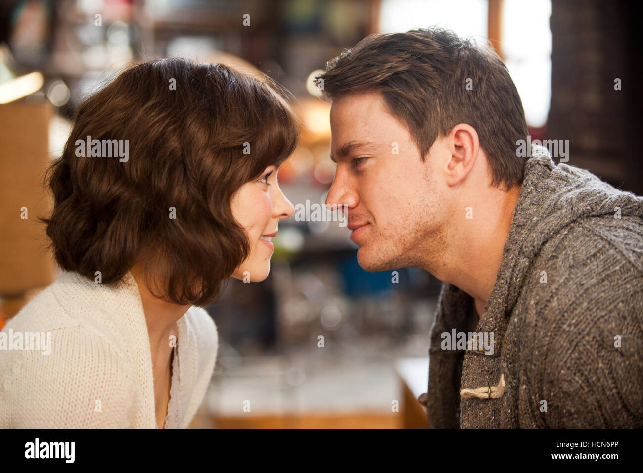 THE VOW, from left: Rachel McAdams, Channing Tatum, 2012. ph: Kerry ...
