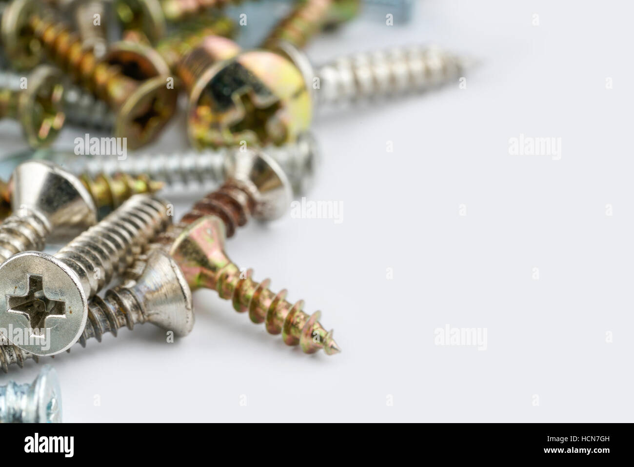 Screw with close up view Stock Photo - Alamy
