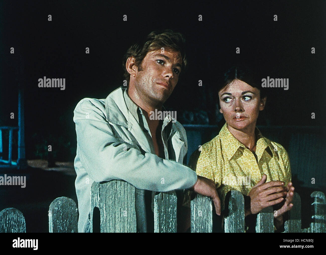 WAKE IN FRIGHT, (aka OUTBACK), l-r: Gary Bond, Sylvia Kay, 1971 Stock ...