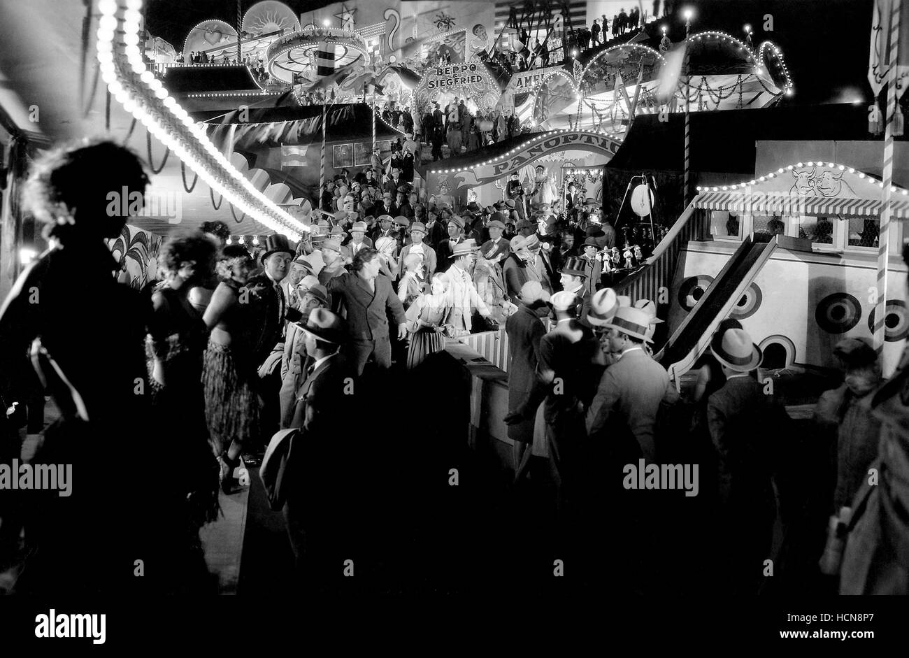 SUNRISE, George O'Brien, Janet Gaynor, 1927, TM & Copyright (c) 20th ...