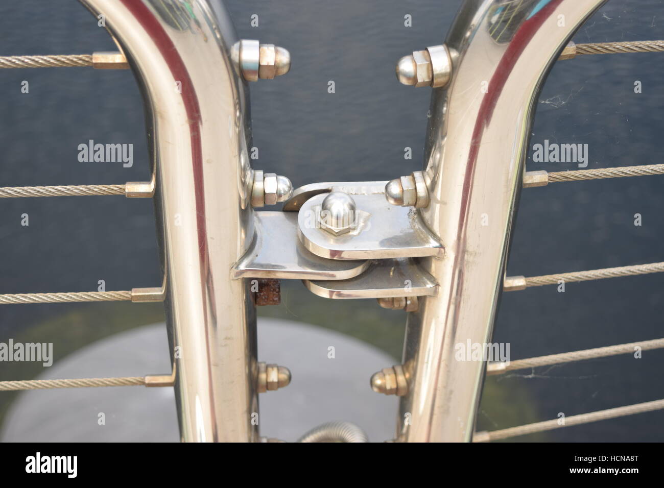 Hinges connected hi-res stock photography and images - Alamy