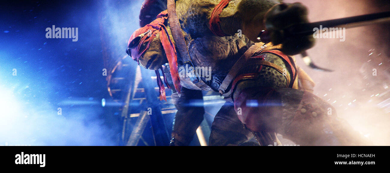 Alan Ritchson Raphael