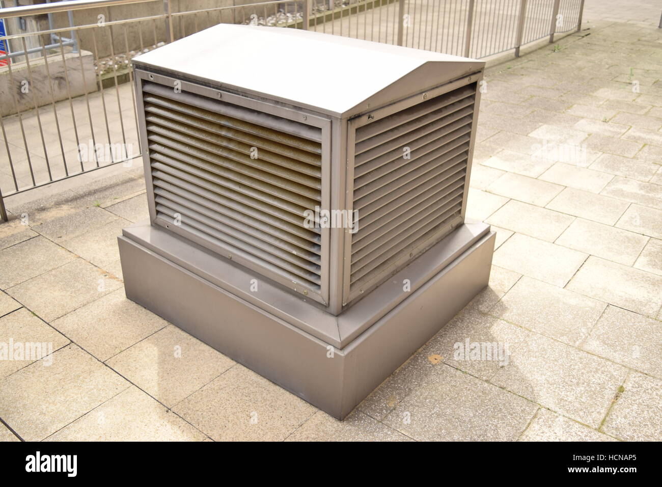 Pavement vent hi-res stock photography and images - Alamy