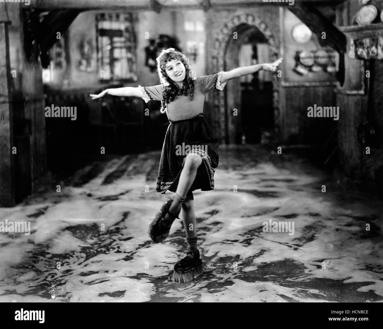 THROUGH THE BACK DOOR, Mary Pickford, 1921 Stock Photo - Alamy