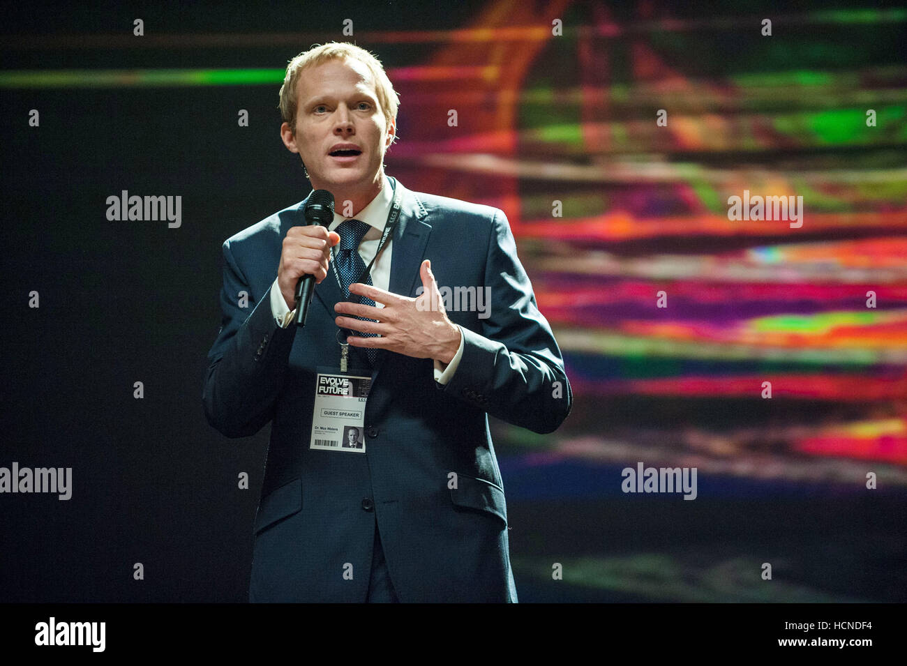 TRANSCENDENCE, Paul Bettany, 2014. ph: Peter Mountain/©Warner Bros ...