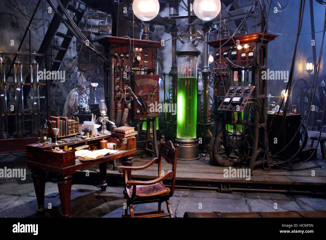 VAN HELSING, 2004 (c) Universal/courtesy Everett Collection Stock Photo ...