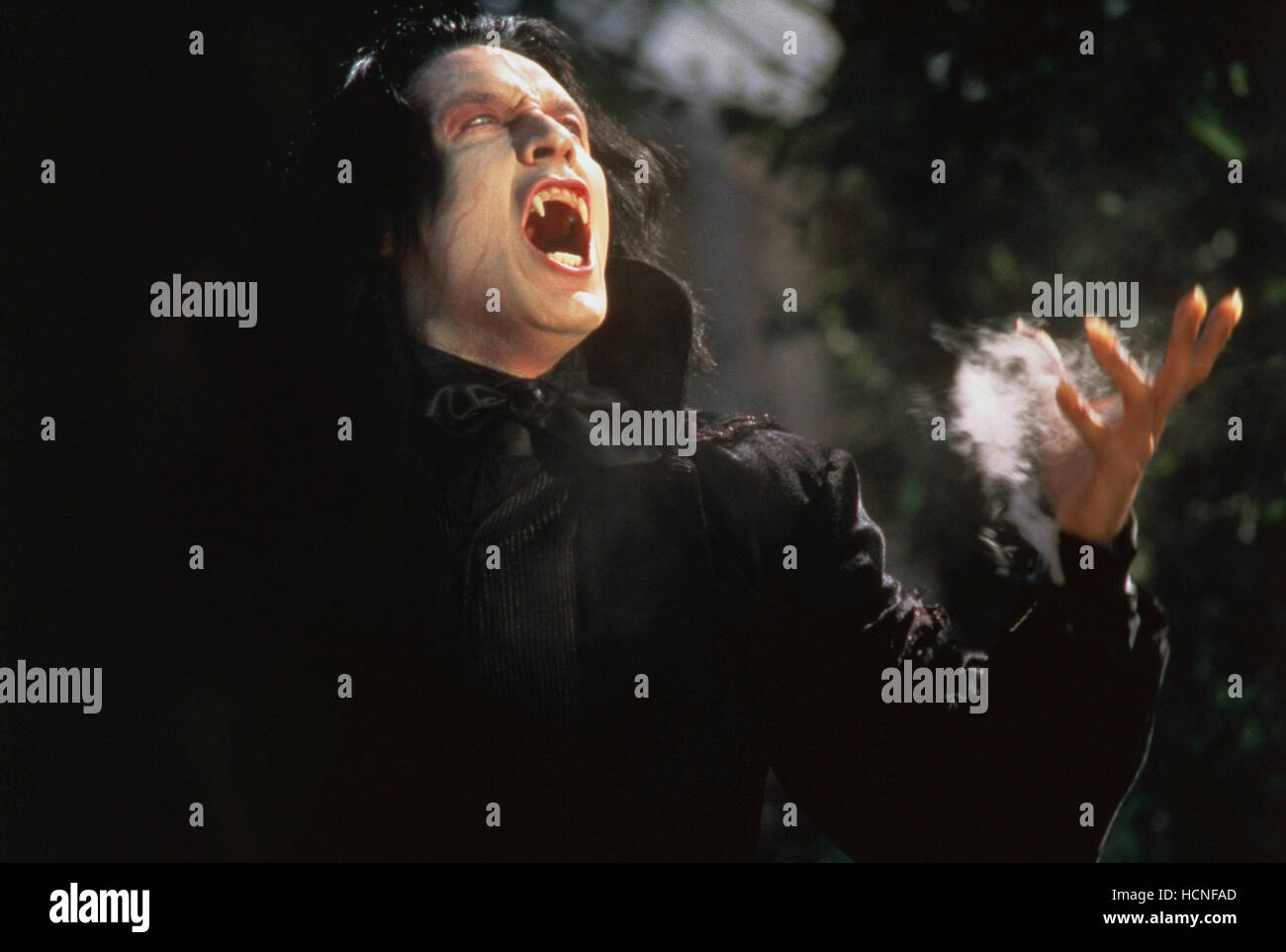VAMPIRES (aka JOHN CARPENTER'S VAMPIRES), Thomas Ian Griffith, 1998 ...