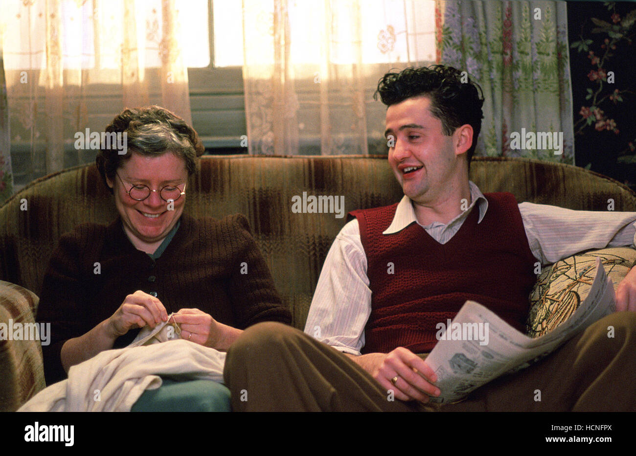 VERA DRAKE, Imelda Staunton, Daniel Mays, 2004, (c) Fine Line/courtesy ...