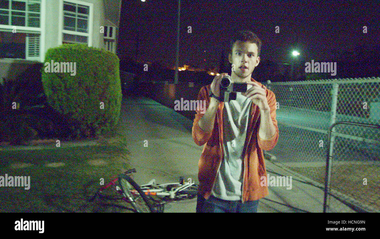 V/H/S: VIRAL, (aka VHS VIRAL), scene from 'Parallel Monsters', 2014 ...