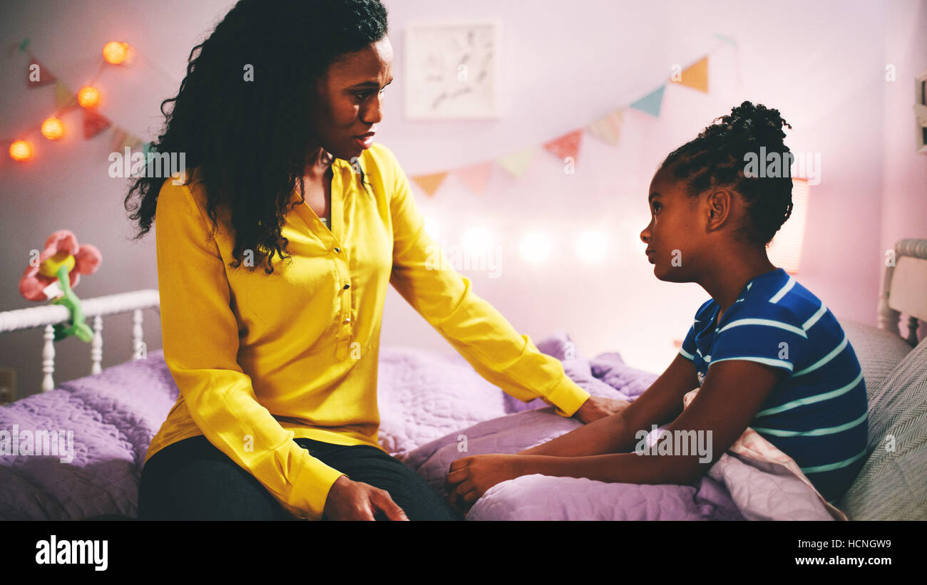 WAR ROOM, from left: Priscilla C. Shirer, Alena Pitts, 2015. ©Sony ...
