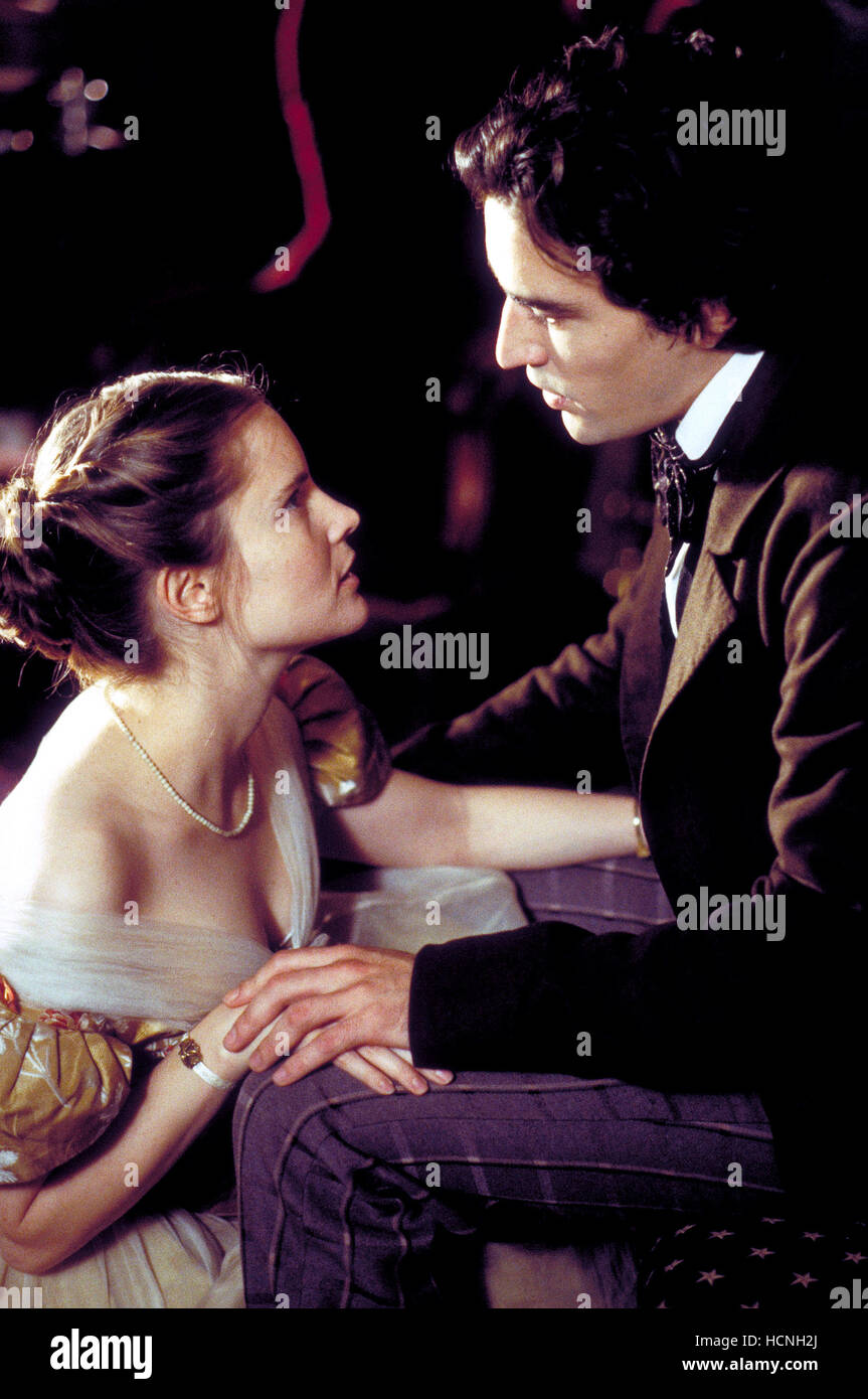 WASHINGTON SQUARE, Jennifer Jason Leigh, Ben Chaplin, 1997, (c) Buena ...