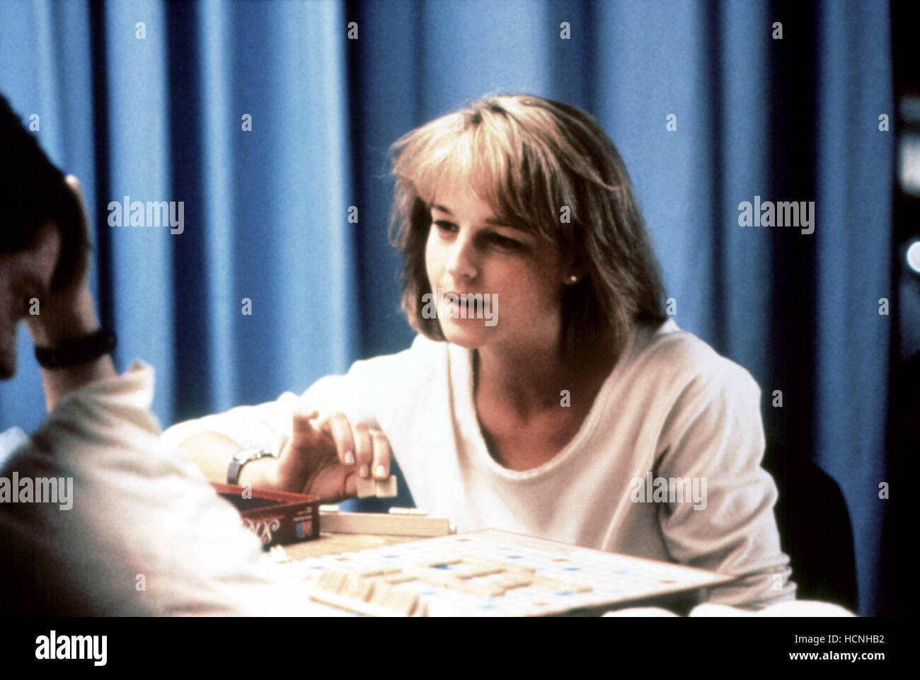 THE WATERDANCE, Helen Hunt, 1992, © Samuel Goldwyn/courtesy Everett ...