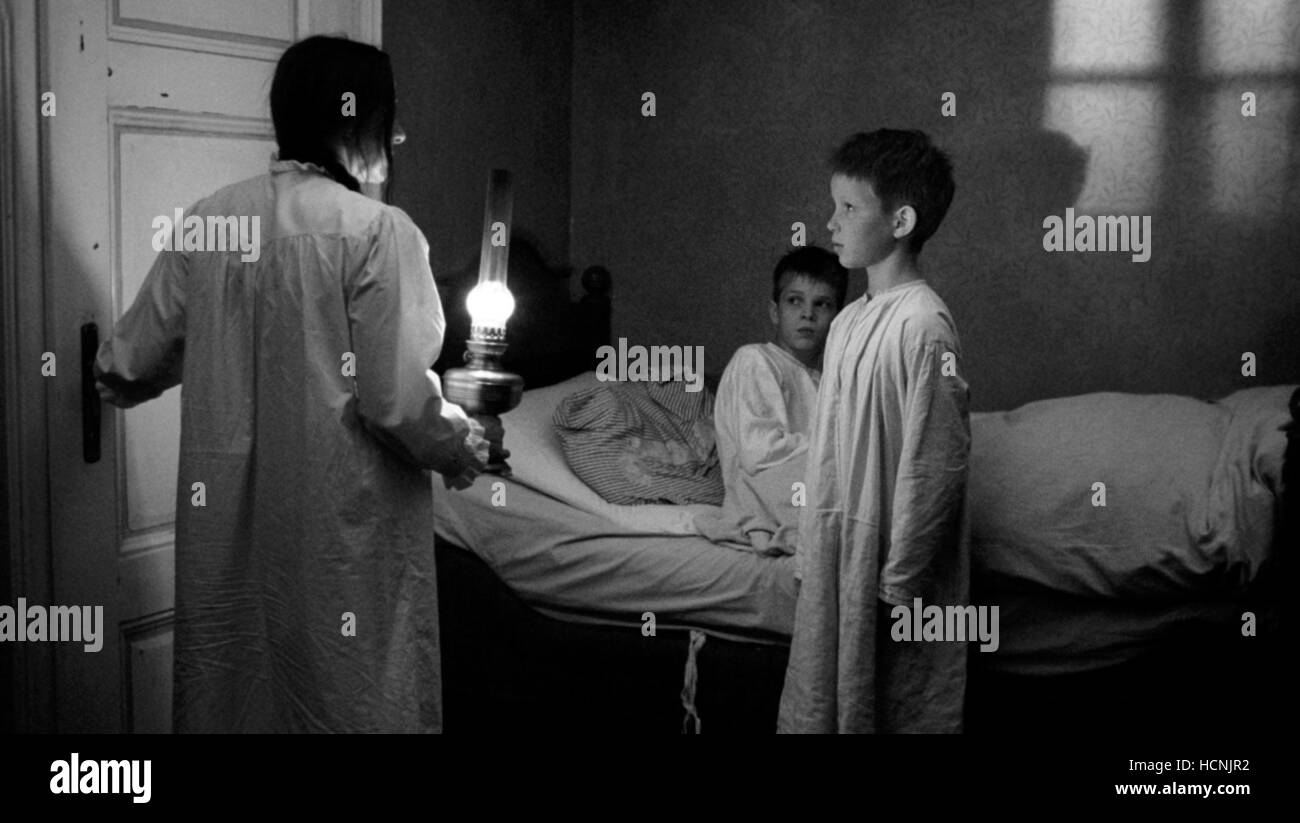 THE WHITE RIBBON, (aka DAS WEISSE BAND-EINE DEUTSCHE KINDERGESCHICHTE ...