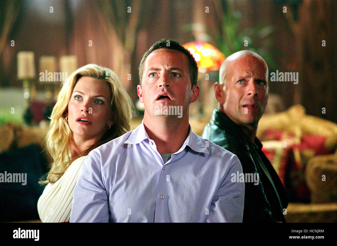 THE WHOLE TEN YARDS, Natasha Henstridge, Matthew Perry, Bruce Willis ...