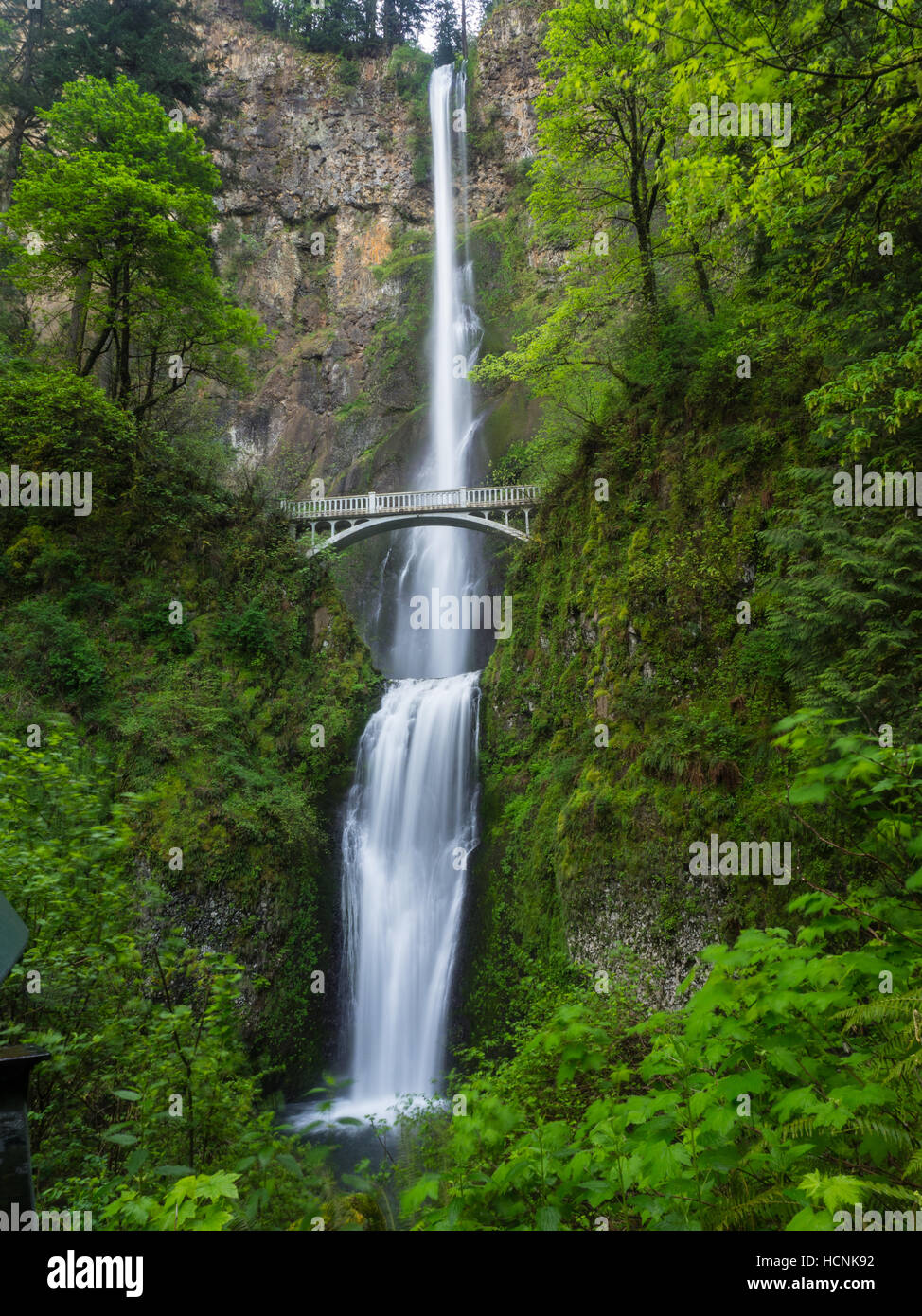 The grand Multnomah falls with it's upper and lower falls as well as it ...