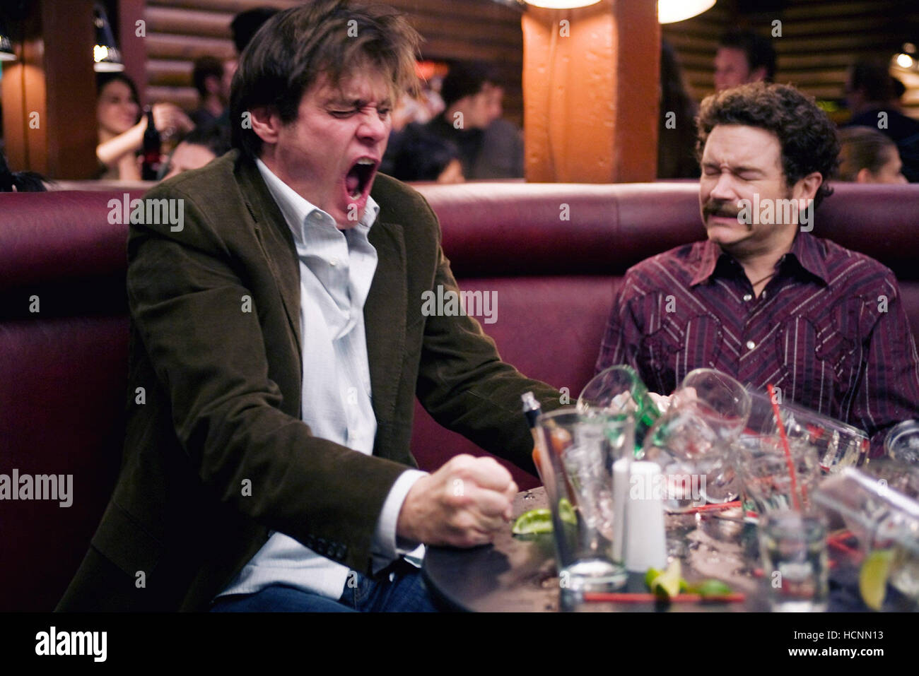 YES MAN, from left: Jim Carrey, Danny Masterson, 2008, © Warner ...