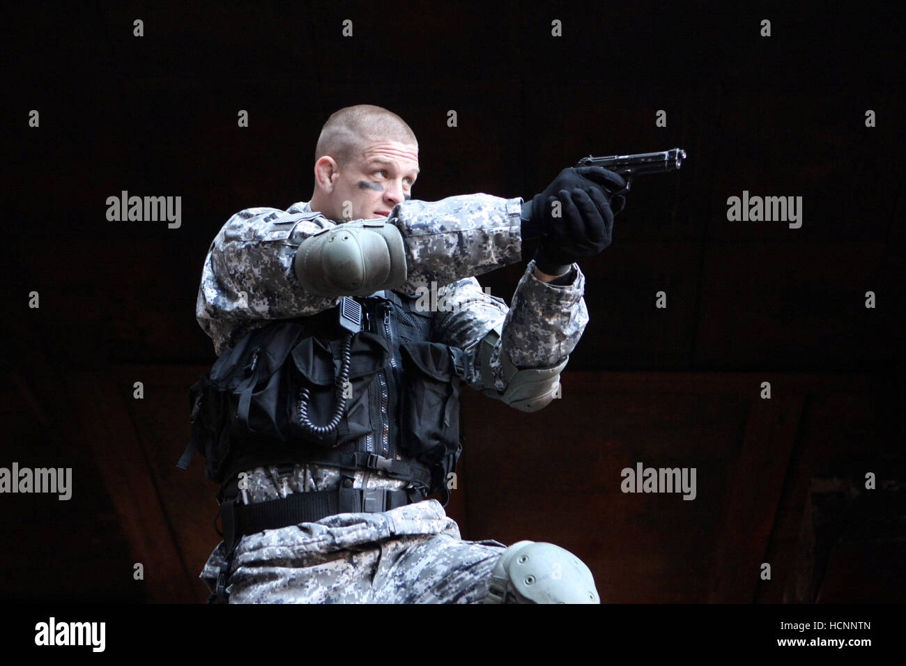UNIVERSAL SOLDIER: REGENERATION, (aka UNIVERSAL SOLDIER 3), Mike Pyle ...