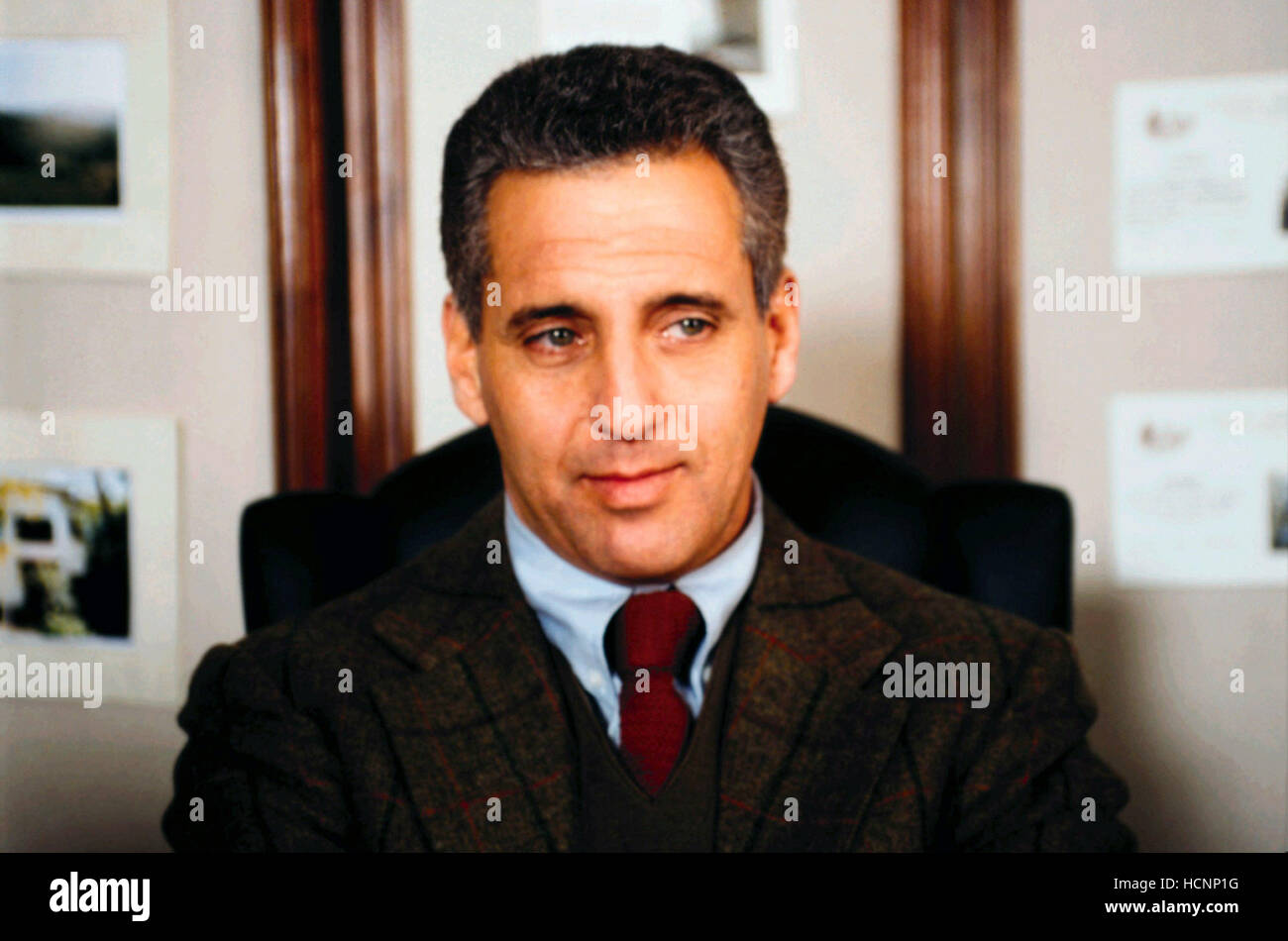 UNDER THE TUSCAN SUN, Vincent Riotta, 2003, (c) Touchstone/courtesy ...