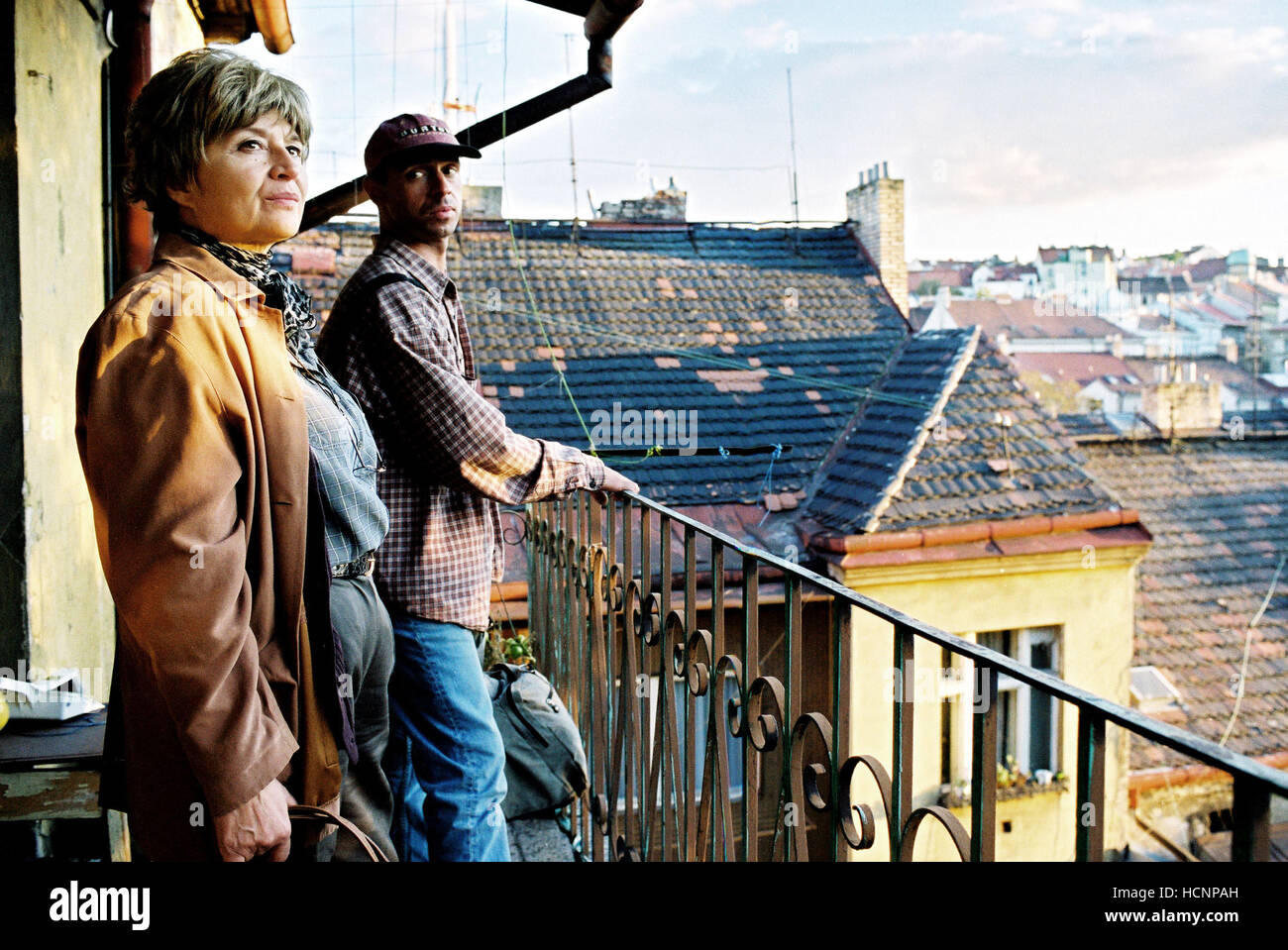 UP AND DOWN, (aka HOREM PADEM), Emilia Vasaryova, Petr Forman, 2004, (c ...