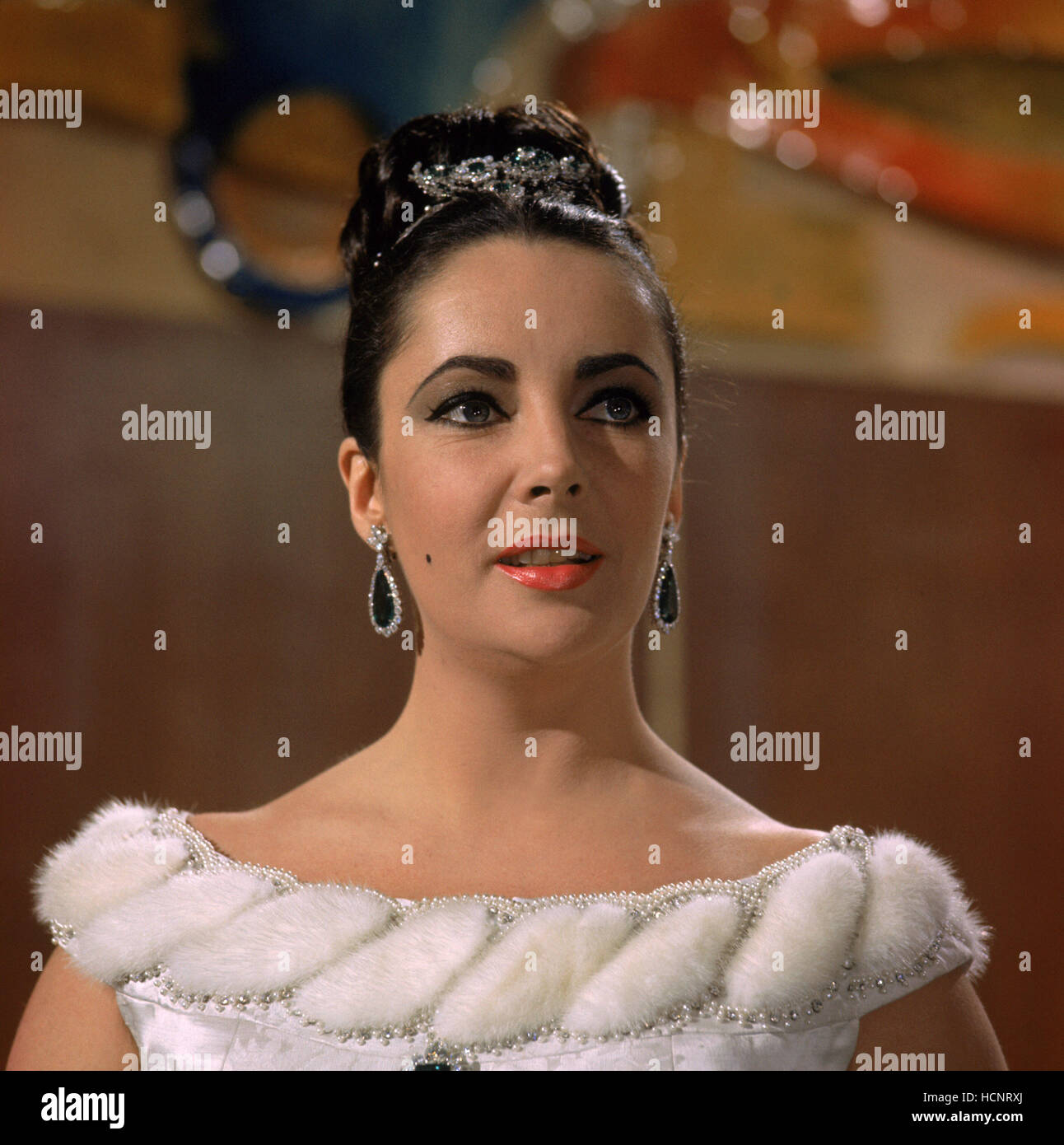 THE V.I.P.S, Elizabeth Taylor, 1963 Stock Photo - Alamy