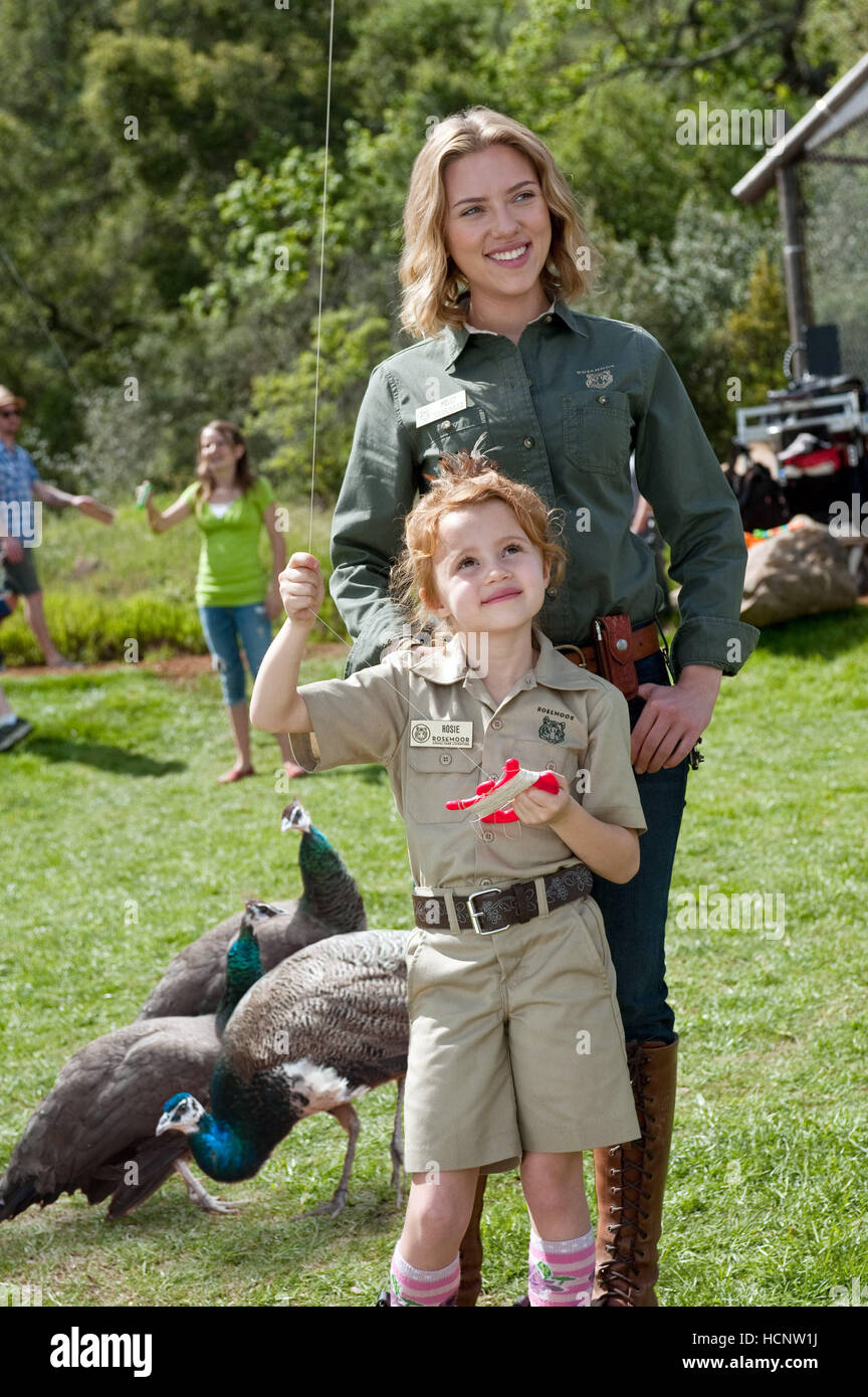 WE BOUGHT A ZOO, from front: Maggie Elizabeth Jones, Scarlett Johansson ...