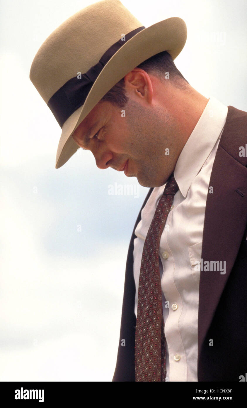 THE WHOLE WIDE WORLD, Vincent D'Onofrio as Robert E. Howard, 1996 ...