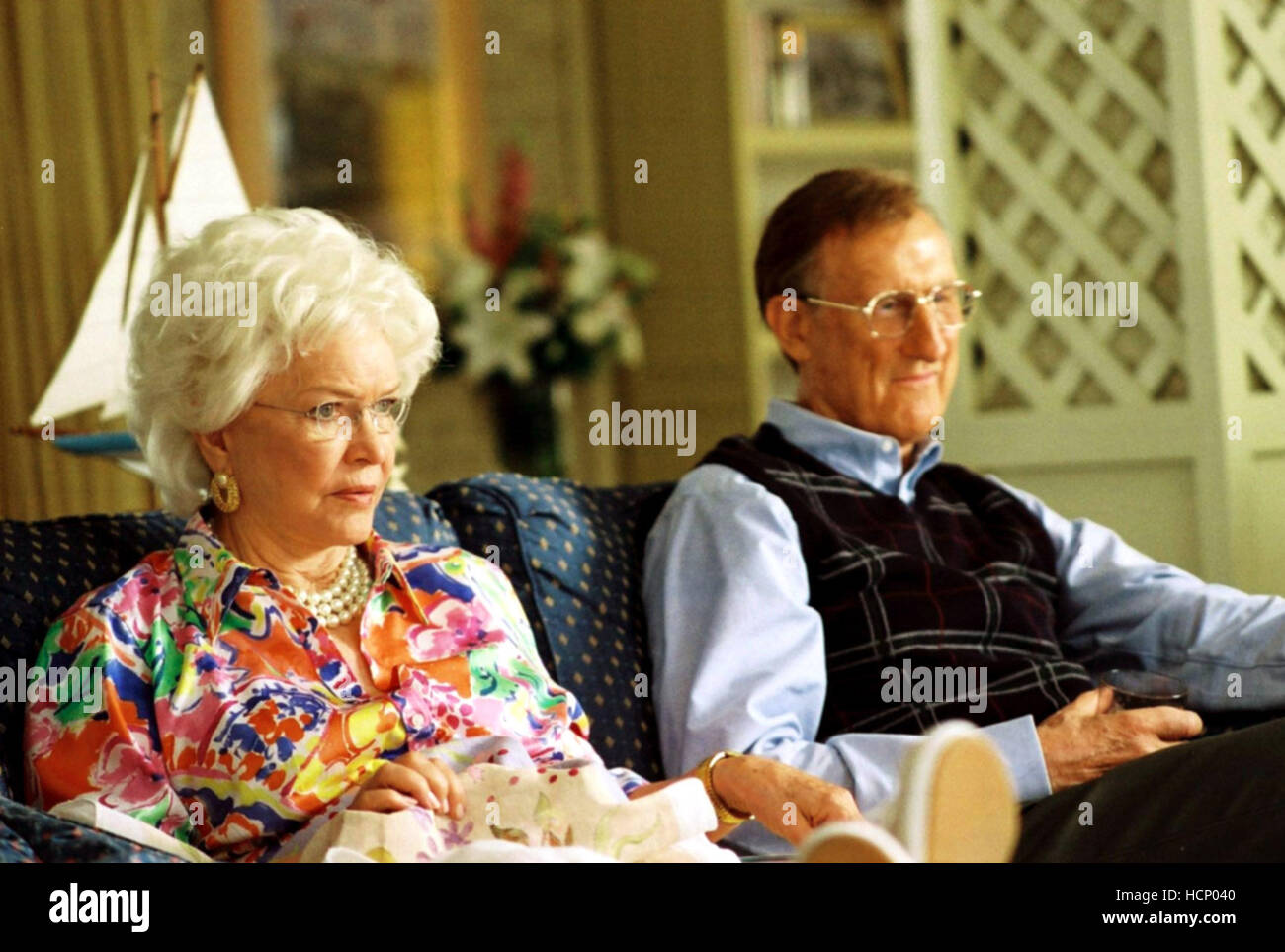 W., (aka W), from left: Ellen Burstyn, as Barbara Bush, James Cromwell ...