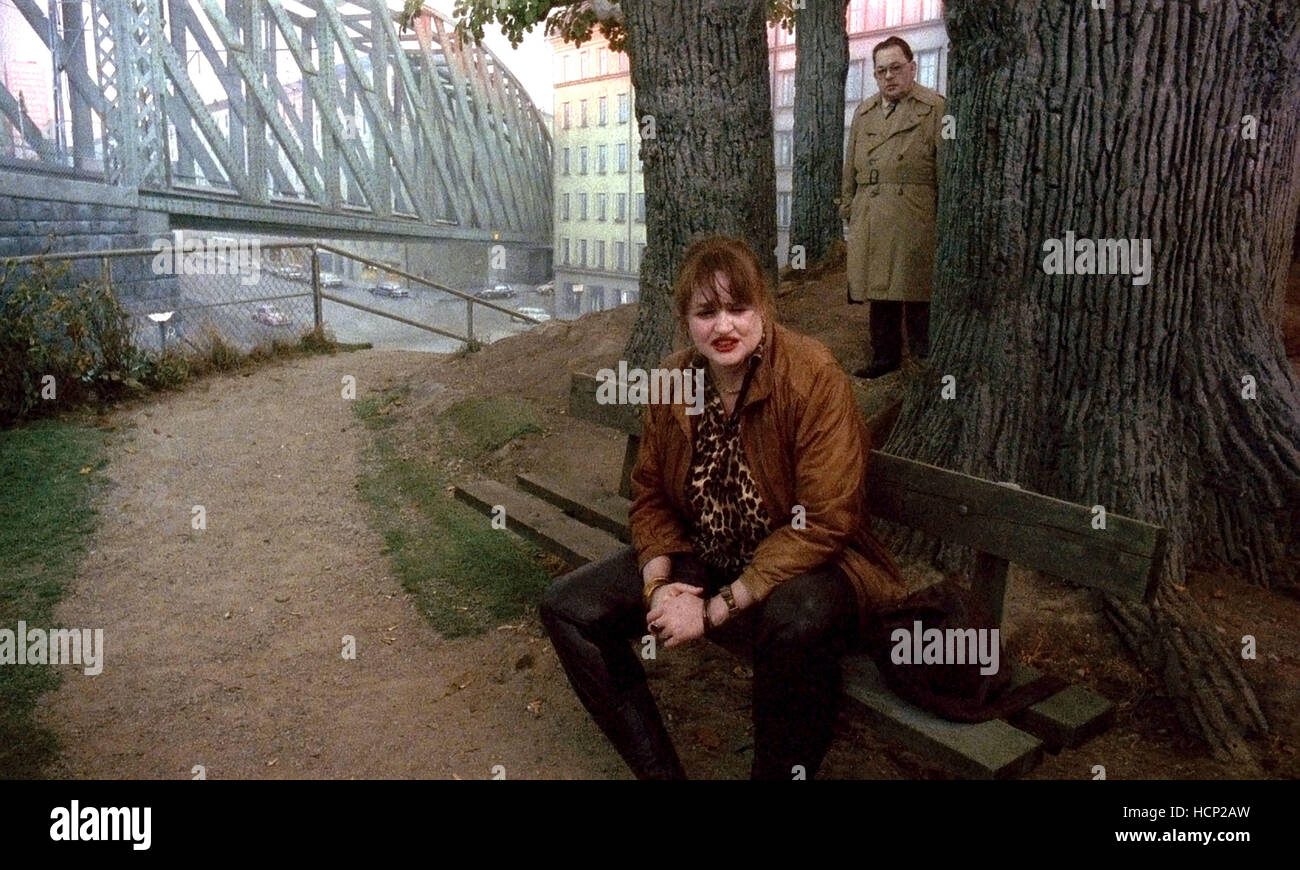 YOU, THE LIVING, (aka DU LEVANDE), Elisabeth Helander (front), 2007 ...