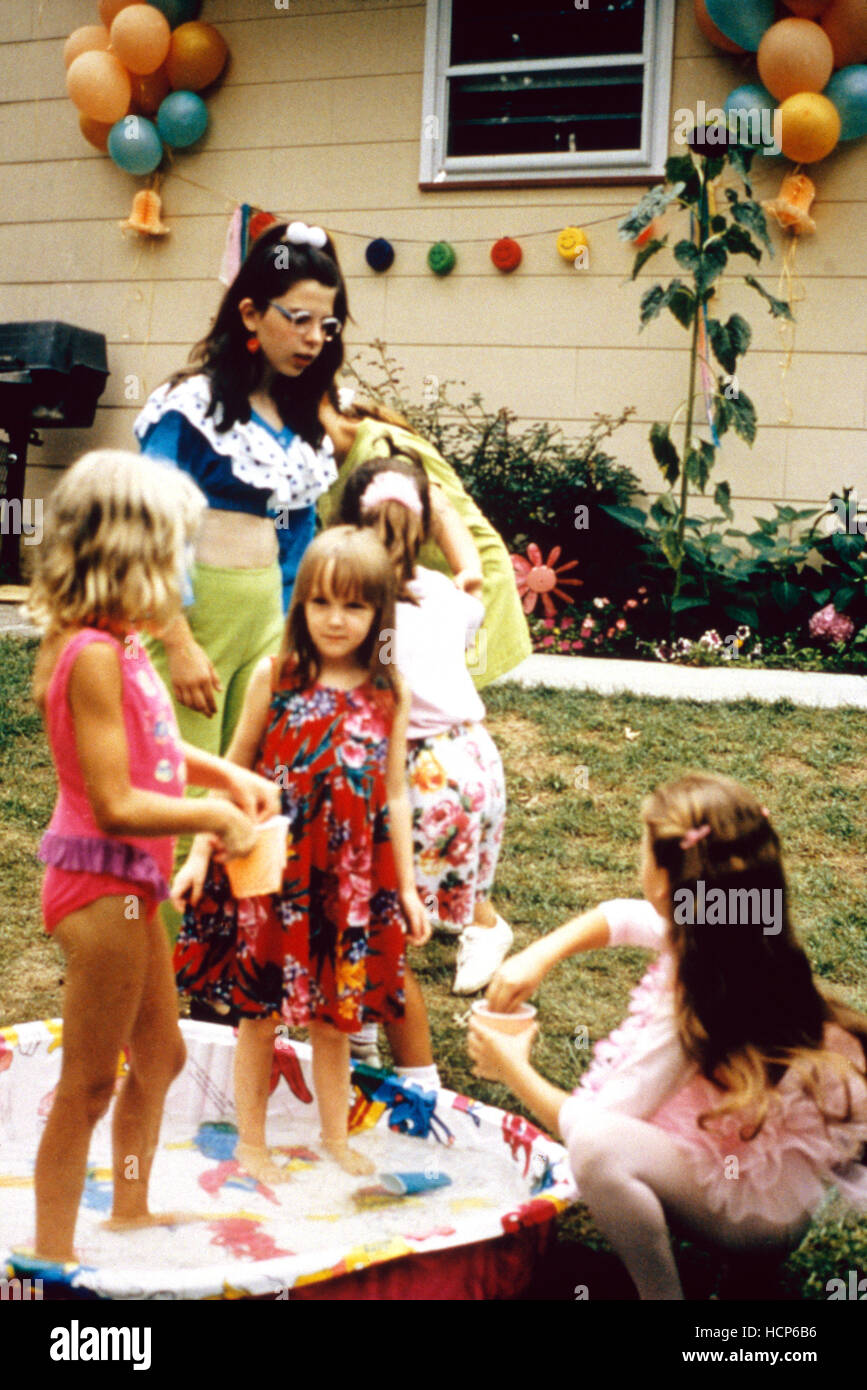 Welcome To The Dollhouse Heather Matarazzo Left In Blue 1995