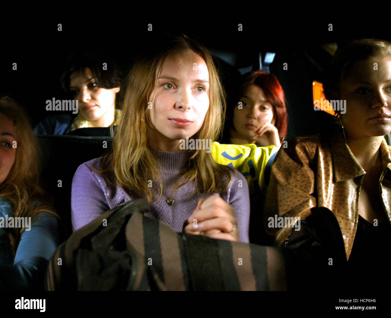 WHAT A WONDERFUL PLACE, (aka EIZE MAKOM NIFLA), Evelyn Kaplun, 2005 ...