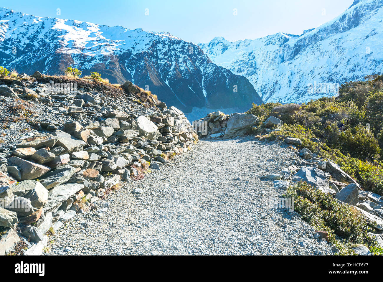 Walkway to aoraki, mount cook, new zealand Stock Photo - Alamy