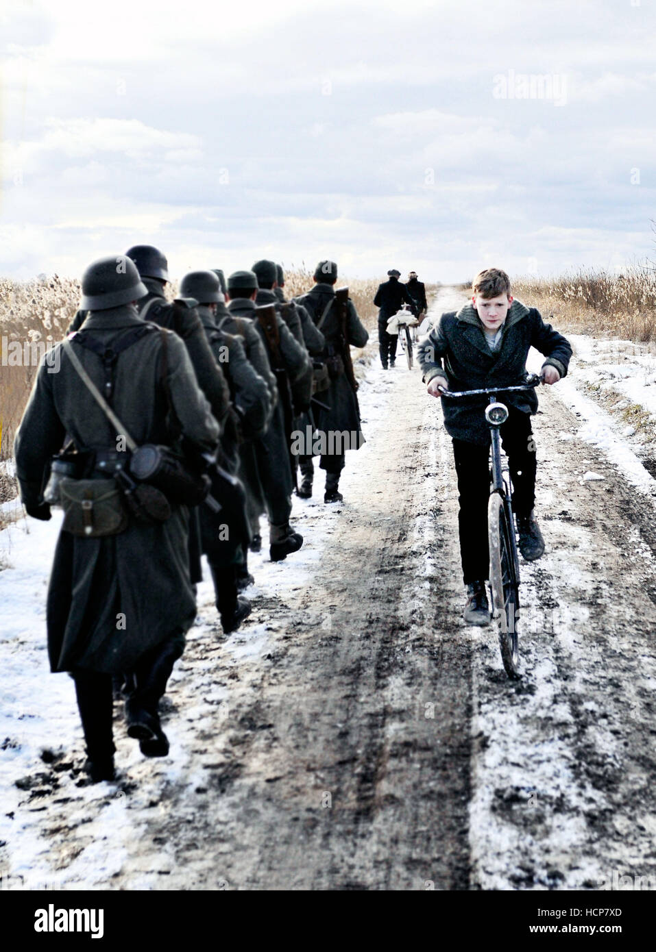 WINTER IN WARTIME, (aka OORLOGSWINTER), Martijn Lakemeier, 2008. ©Sony ...
