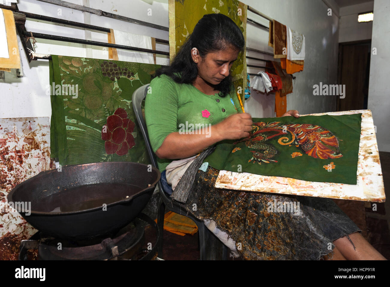 Batik hi-res stock photography and images - Alamy