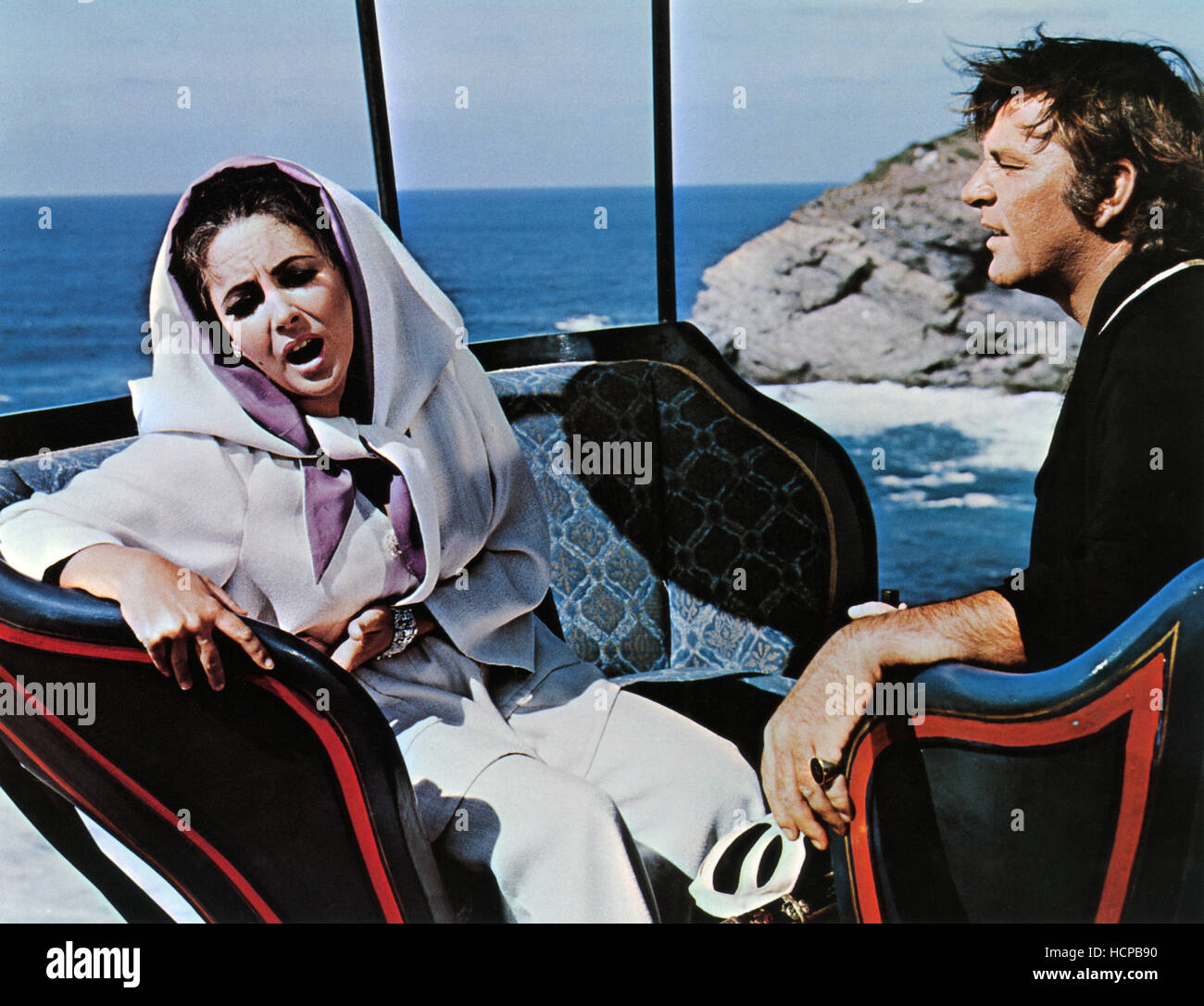 BOOM!, Elizabeth Taylor, Richard Burton, 1968 Stock Photo - Alamy