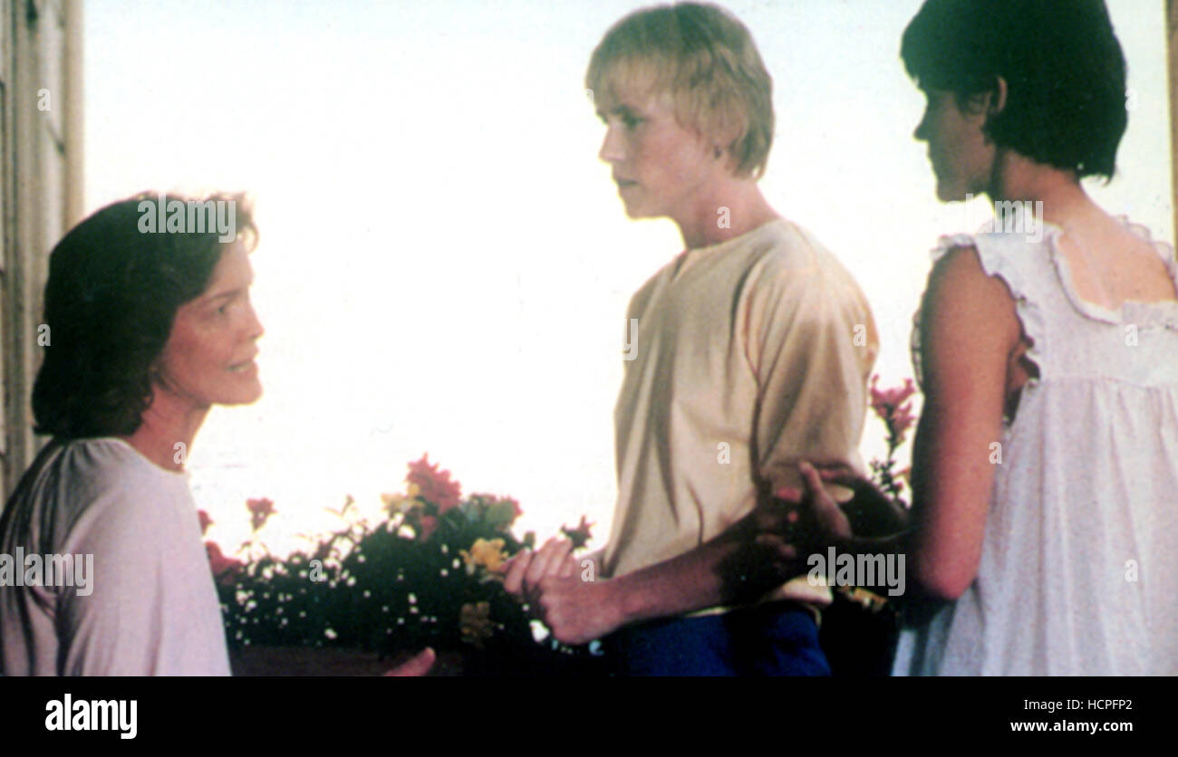 TWICE IN A LIFETIME, Ellen Burstyn, Amy Madigan, Ally Sheedy, 1985 ...