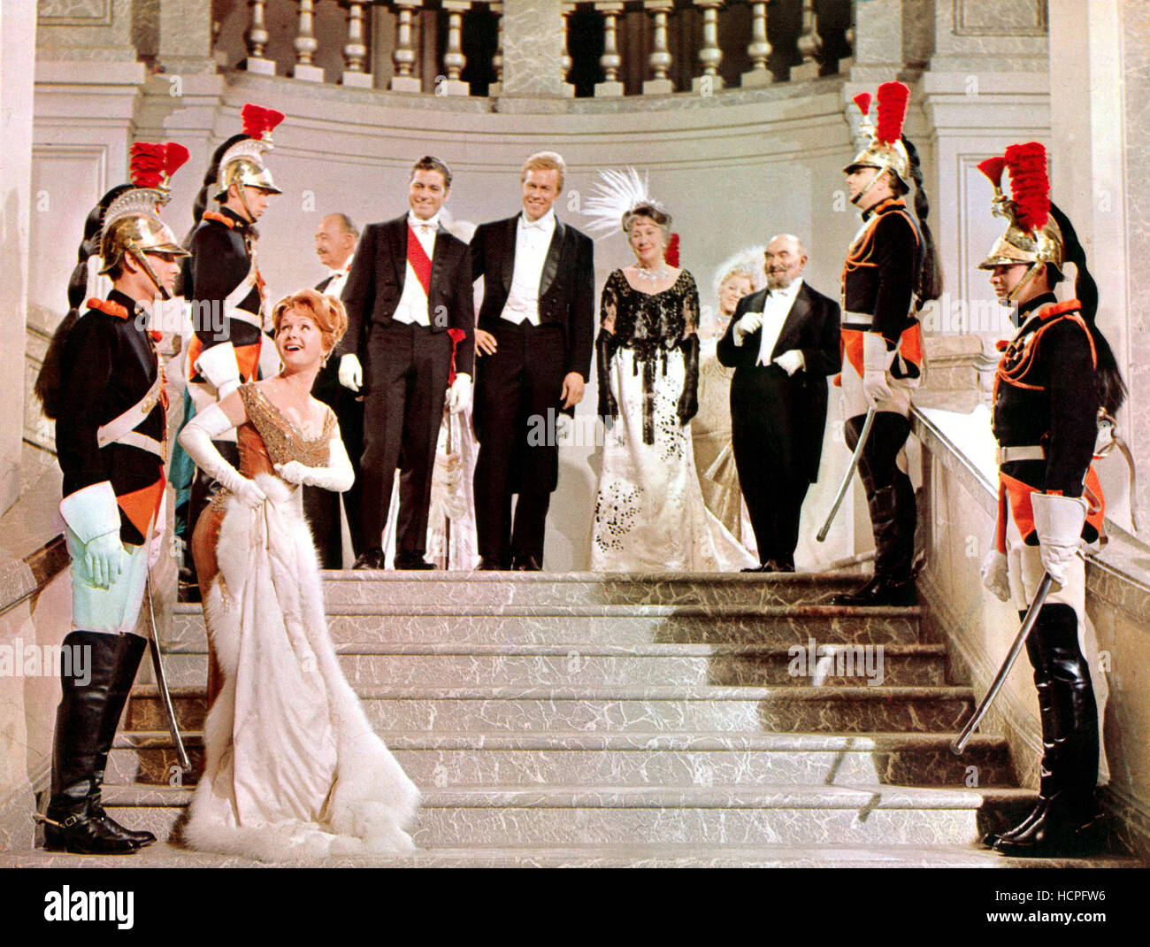 THE UNSINKABLE MOLLY BROWN, Debbie Reynolds, Vassili Lambrinos, Harve Presnell, Fred Essler ...