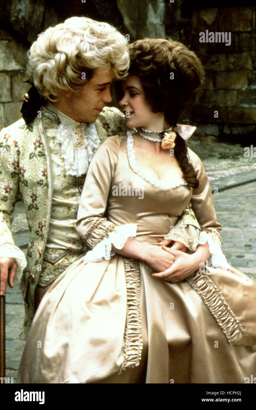 Tom hulce elizabeth berridge amadeus hi-res stock photography and ...
