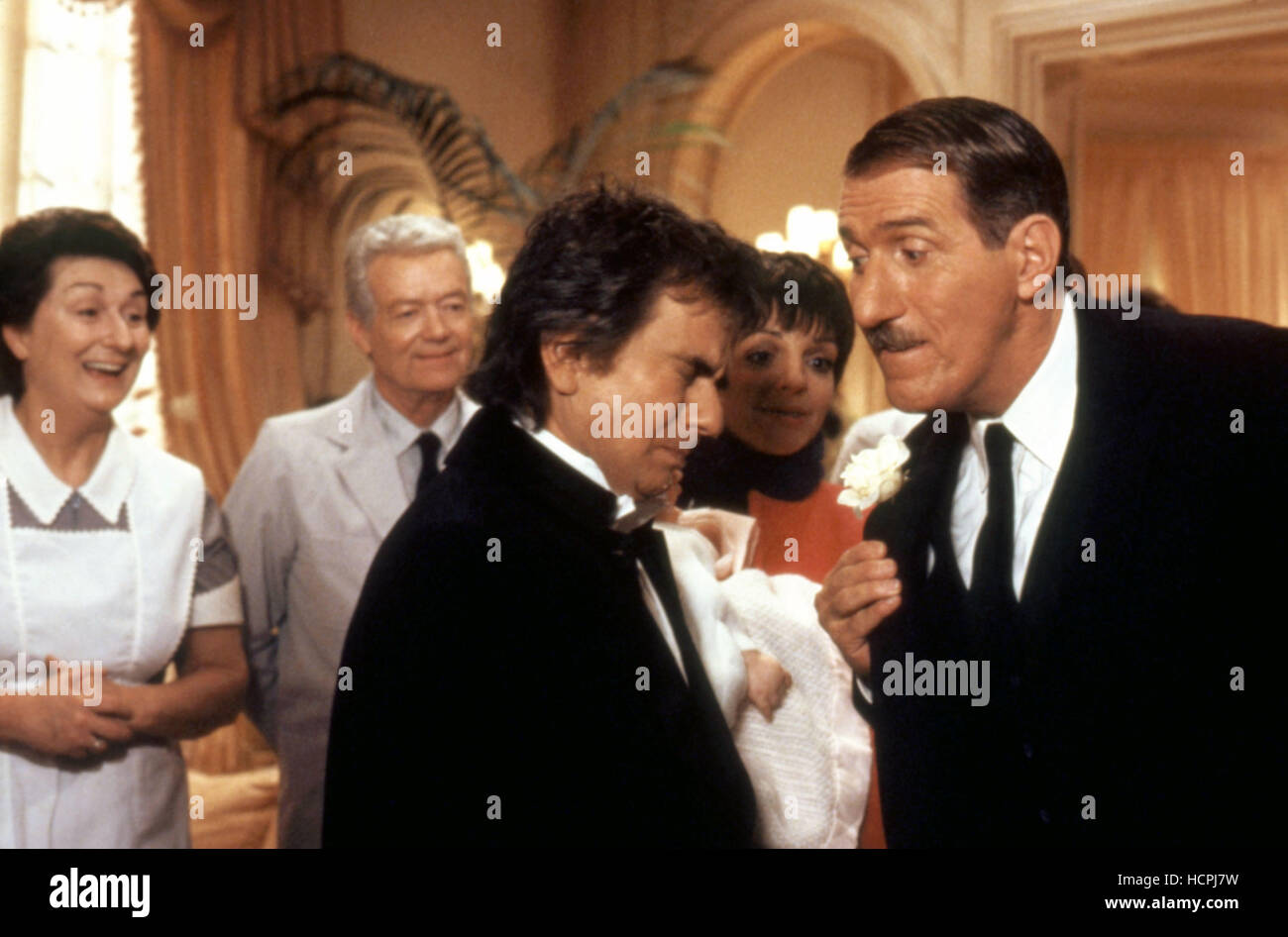 ARTHUR 2: ON THE ROCKS, Dudley Moore, Liza Minnelli, Paul Benedict ...