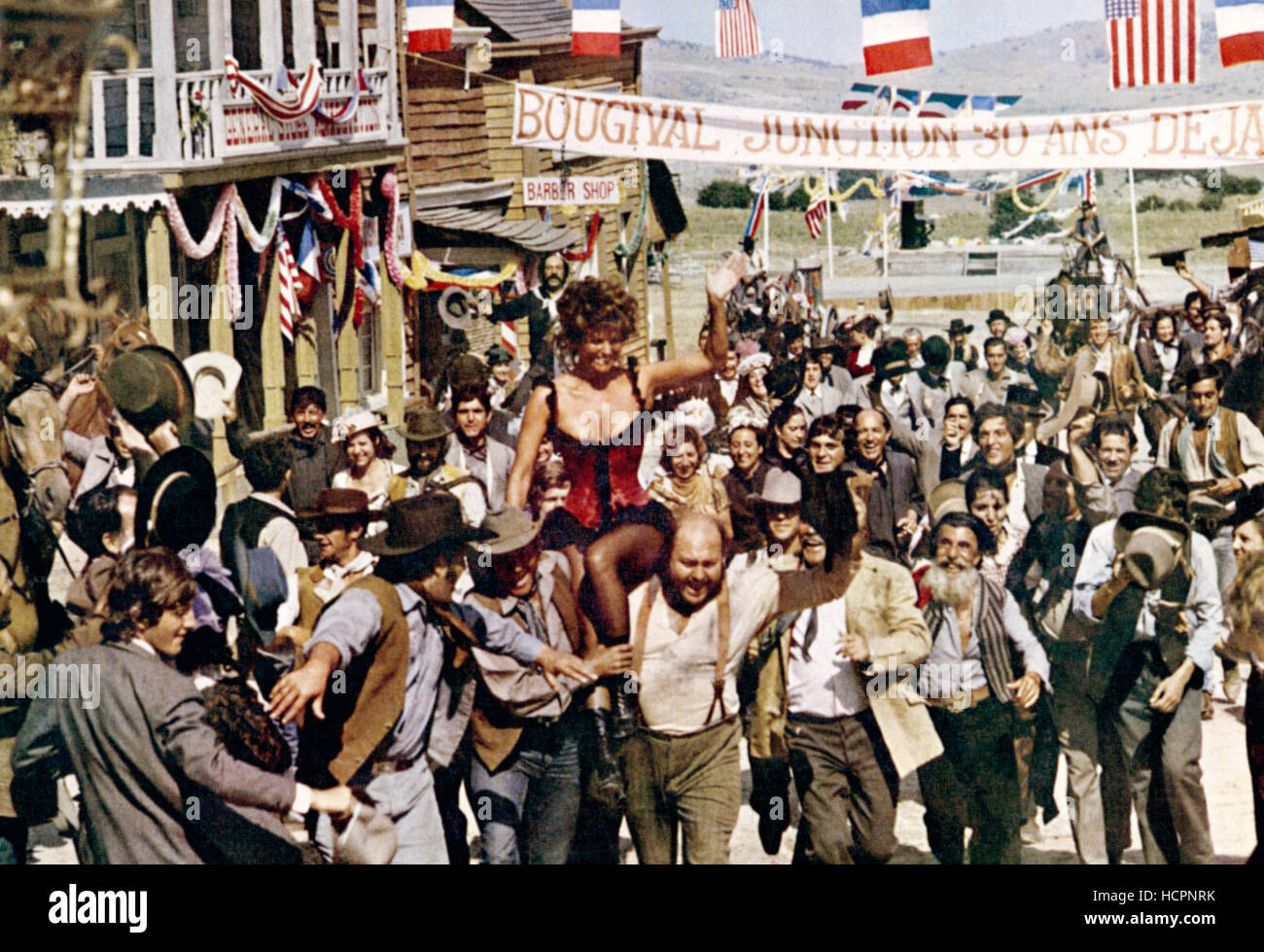 THE LEGEND OF FRENCHIE KING, (aka LES PETROLEUSES), Claudia Cardinale ...
