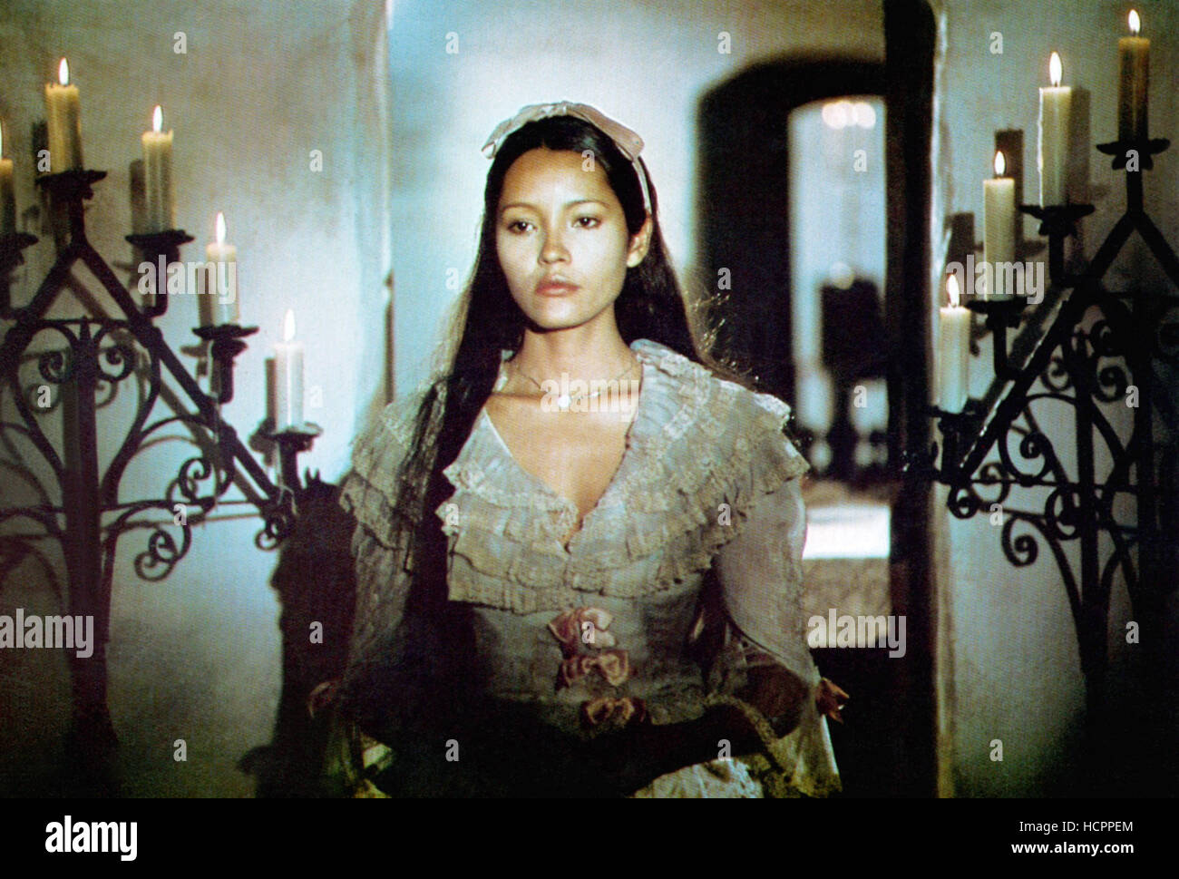 THE MASTER GUNFIGHTER, Barbara Carrera, 1975 Stock Photo - Alamy