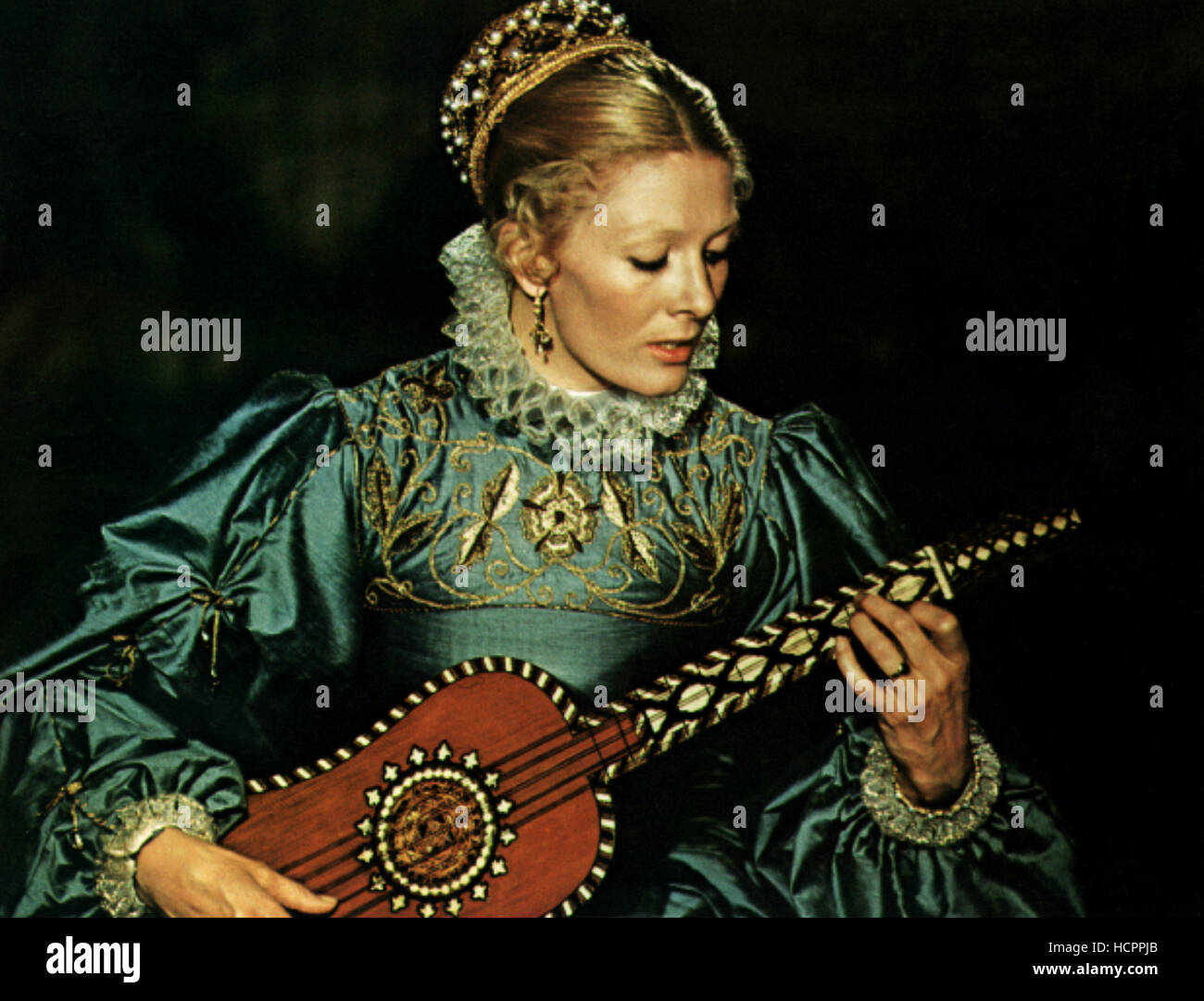 MARY QUEEN OF SCOTS, Vanessa Redgrave, 1971 Stock Photo - Alamy