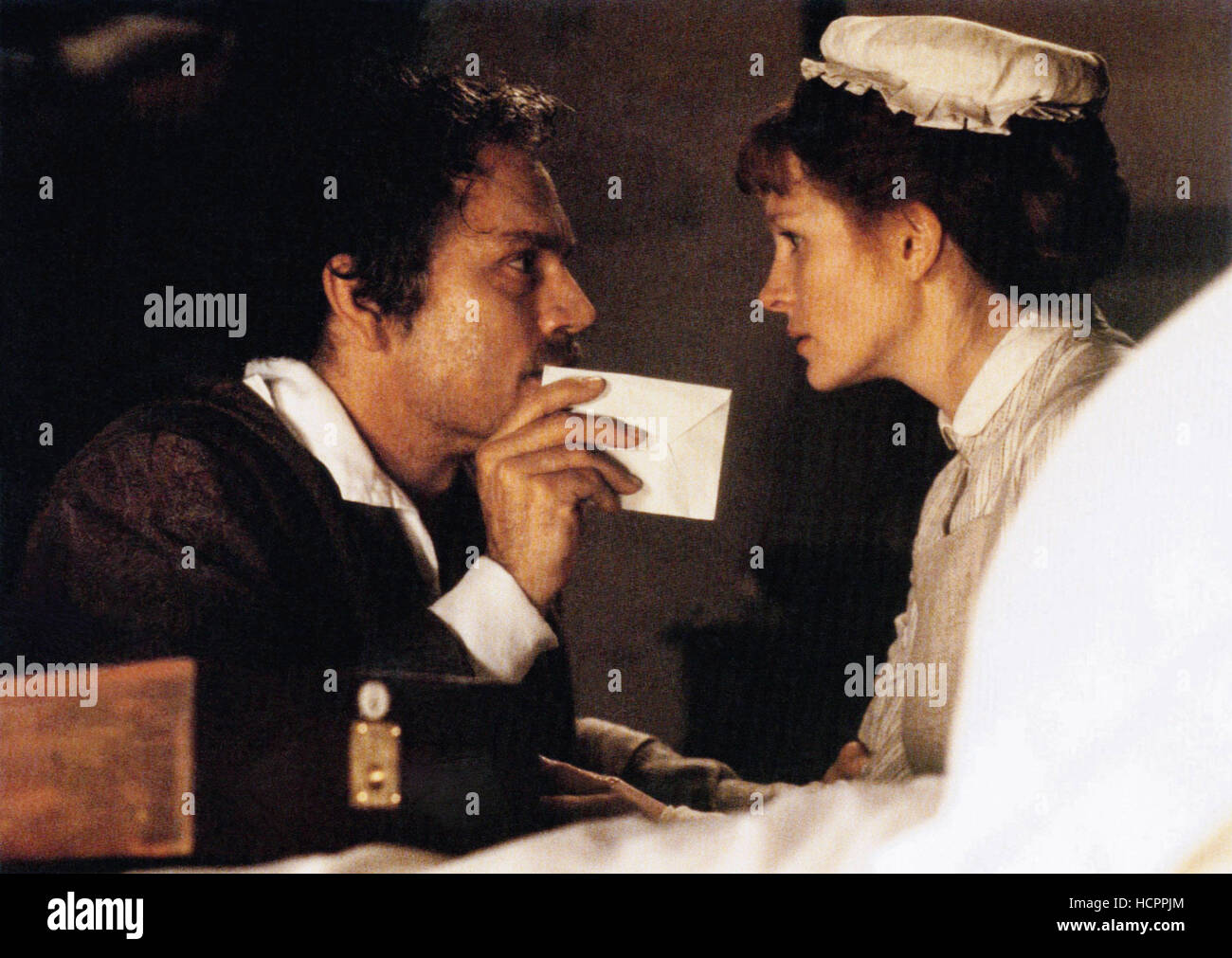 MARY REILLY, from left: John Malkovich, Julia Roberts, 1996. ©TriStar ...