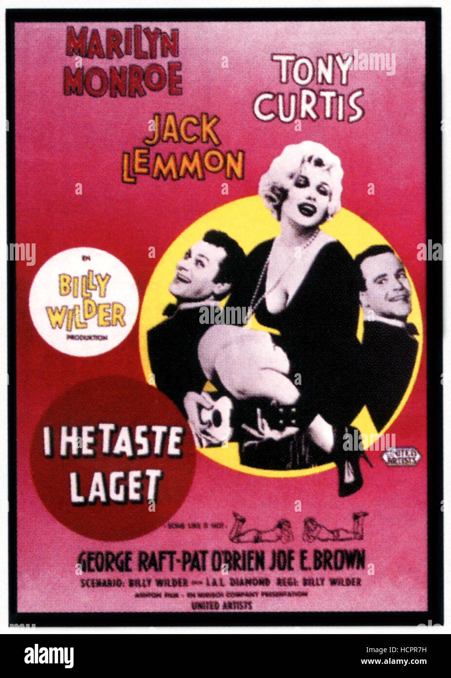 SOME LIKE IT HOT, (aka I HETASTE LAGET), from left: Tony Curtis ...
