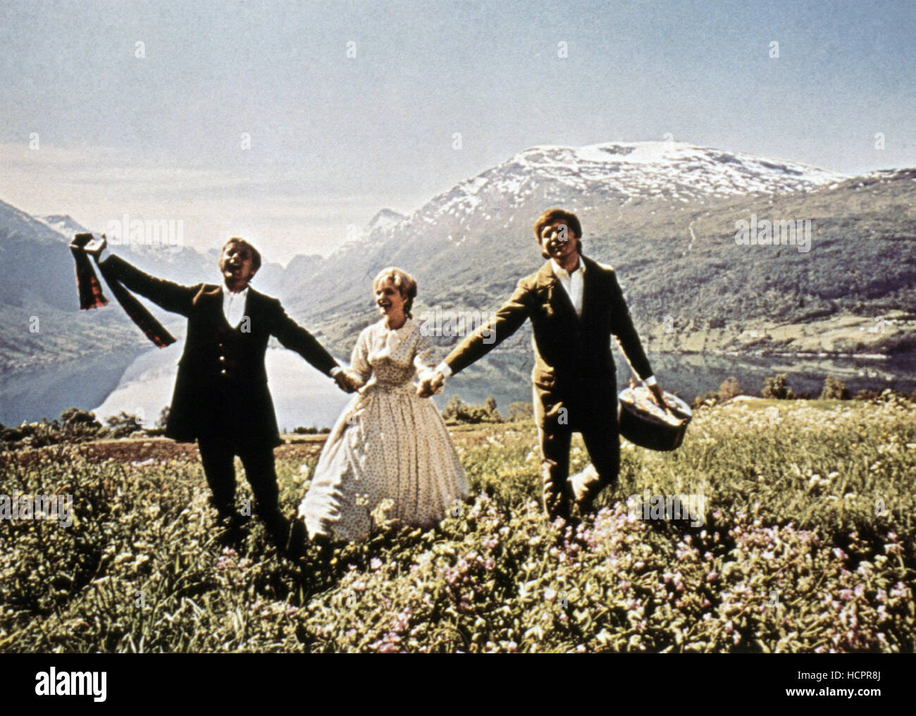 SONG OF NORWAY, Toralv Maurstad, Florence Henderson, Frank Porretta ...