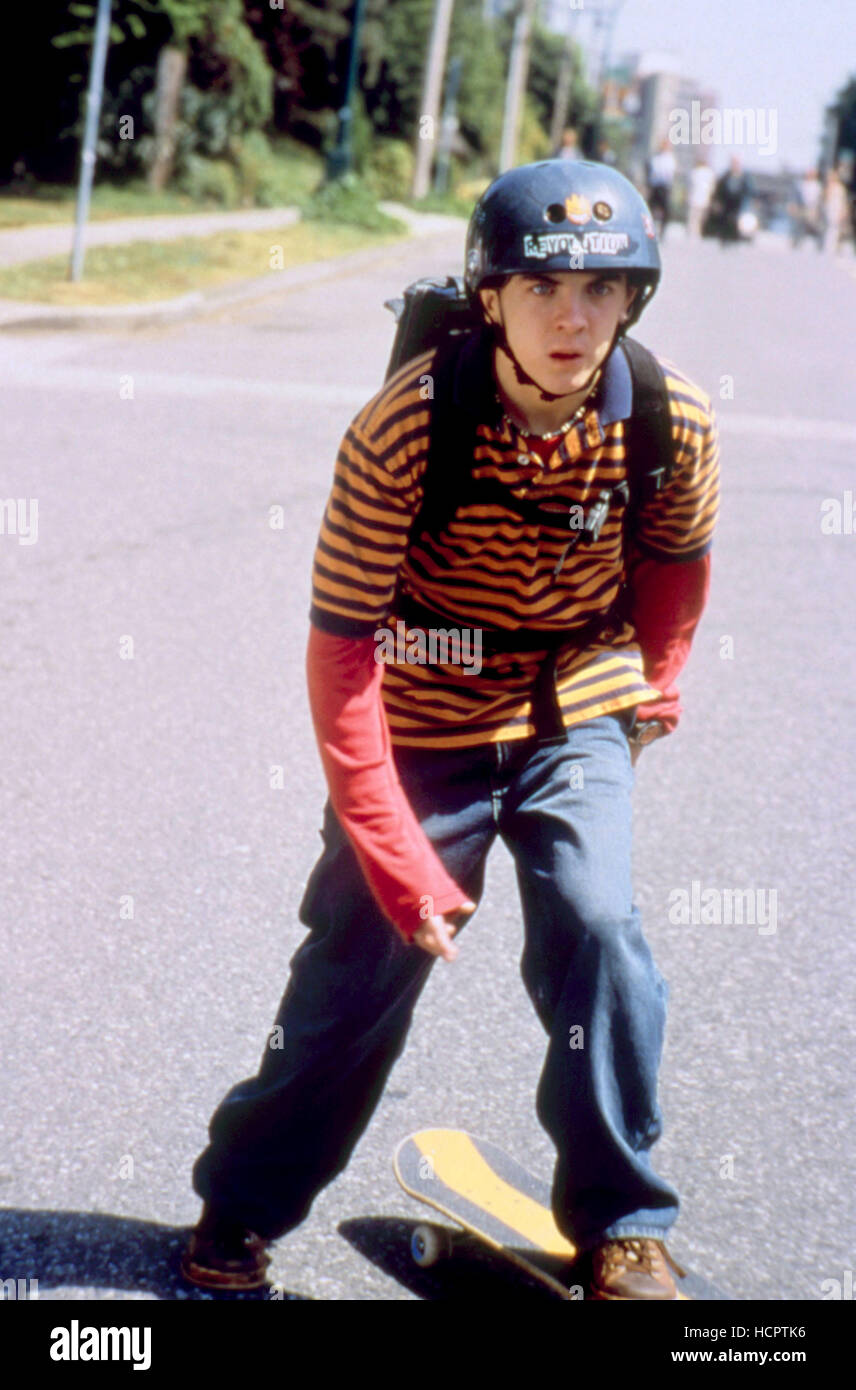 AGENT CODY BANKS, Frankie Muniz, 2003. (c) MGM/courtesy Everett ...