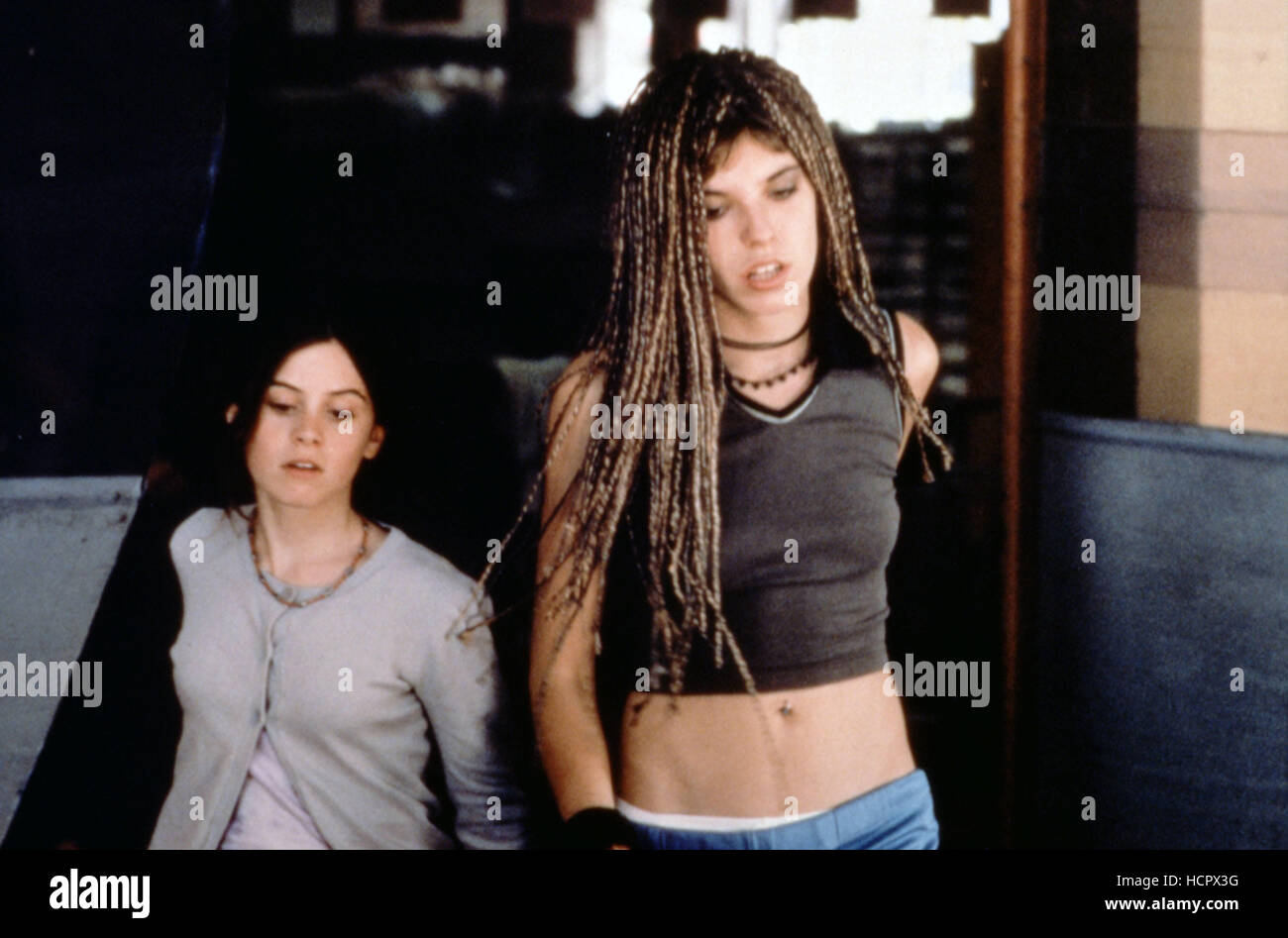 BAD COMPANY, (aka MAUVAISES FREQUENTATIONS), Maud Forget, Lou Doillon, 1999 Stock Photo - Alamy