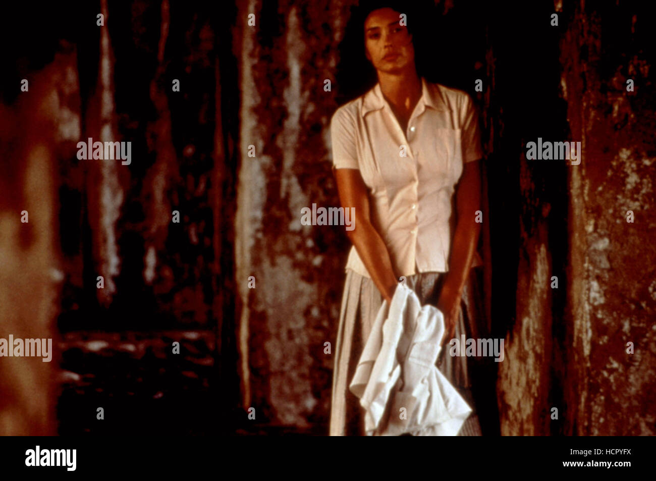 BEFORE NIGHT FALLS, Olatz Lopez Garmendia, 2000, © Fine Line Features ...