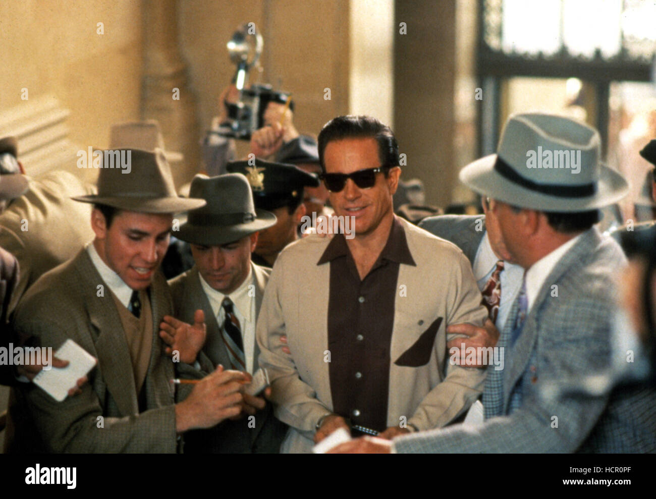 BUGSY, Warren Beatty (center), 1991 Stock Photo - Alamy