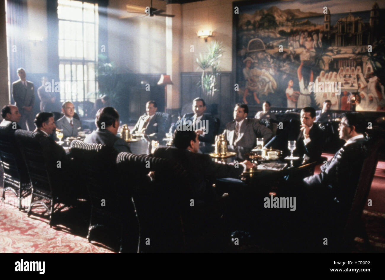 BUGSY, Ben Kingsley (seated far left), Warren Beatty (seated far right ...