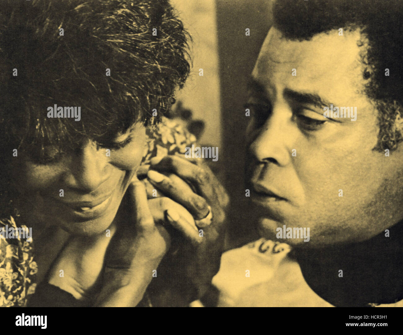 THE RIVER NIGER, Cicely Tyson, James Earl Jones, 1976 Stock Photo - Alamy
